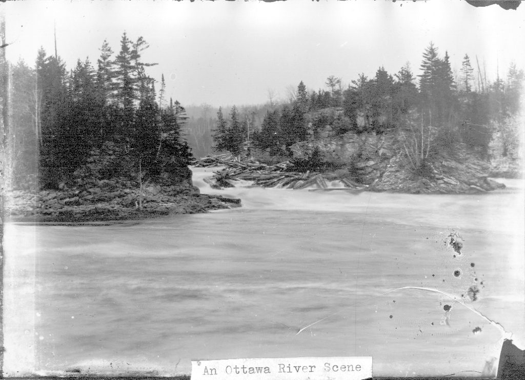 An Ottawa River Scene – Pontiac Archives